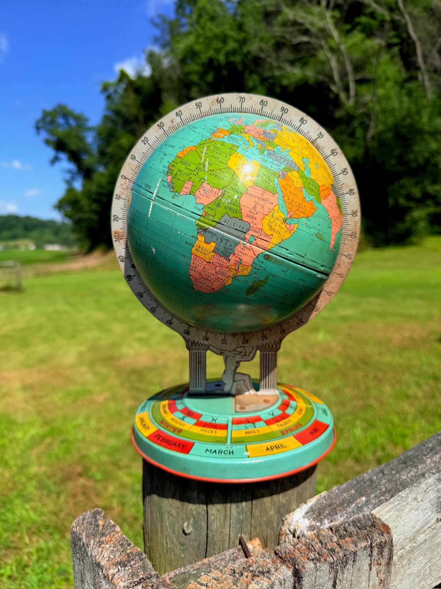 Vintage zodiac globe 60 photos - Youhoroscope.com